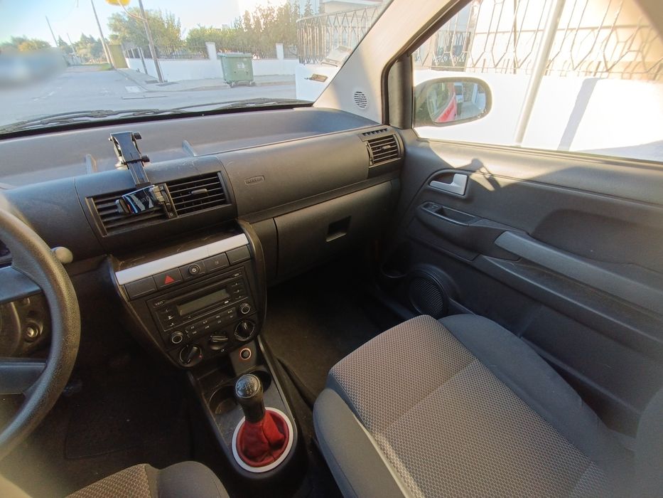 Volkswagen Fox 2005 Alcains • OLX.pt