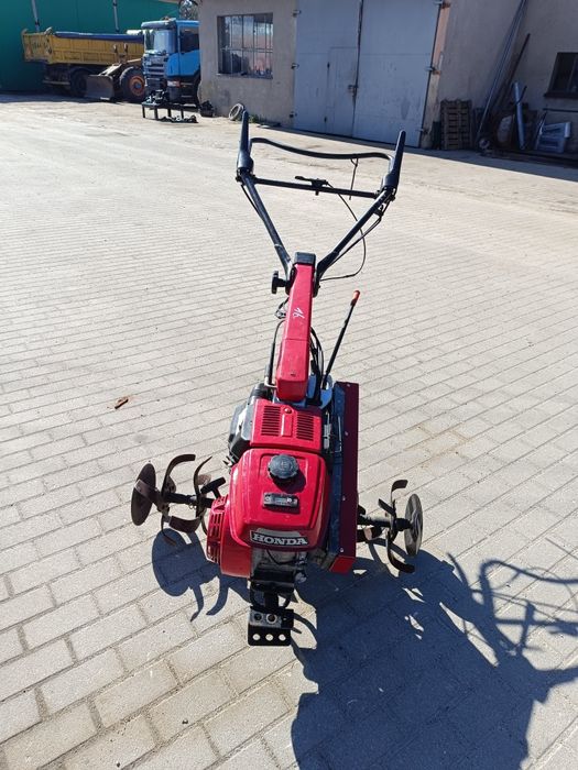 Glebogryzarka dzik traktorek jednoosiowy honda f460 Dębnica • OLX.pl