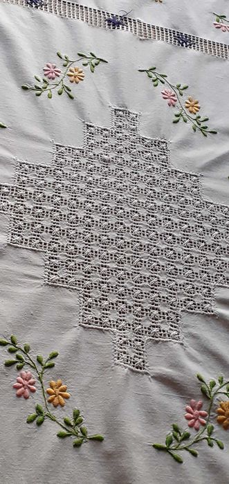 Obrus bawełniany duży koronka ażurowa hafy kwiaty Bochnia • OLX.pl