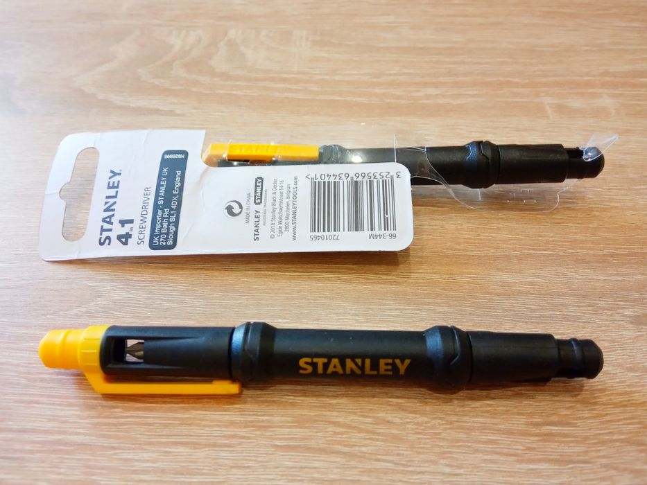 Отвертка Stanley компактная с 2-мя двусторонними вставками.: 185 грн ...