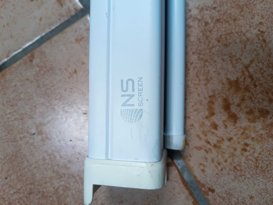Tela de projetor NS screen Valongo • OLX.pt