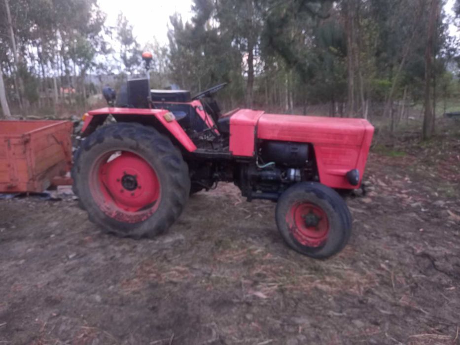 Trator Belarus T25A2 Cossourado E Linhares • OLX Portugal