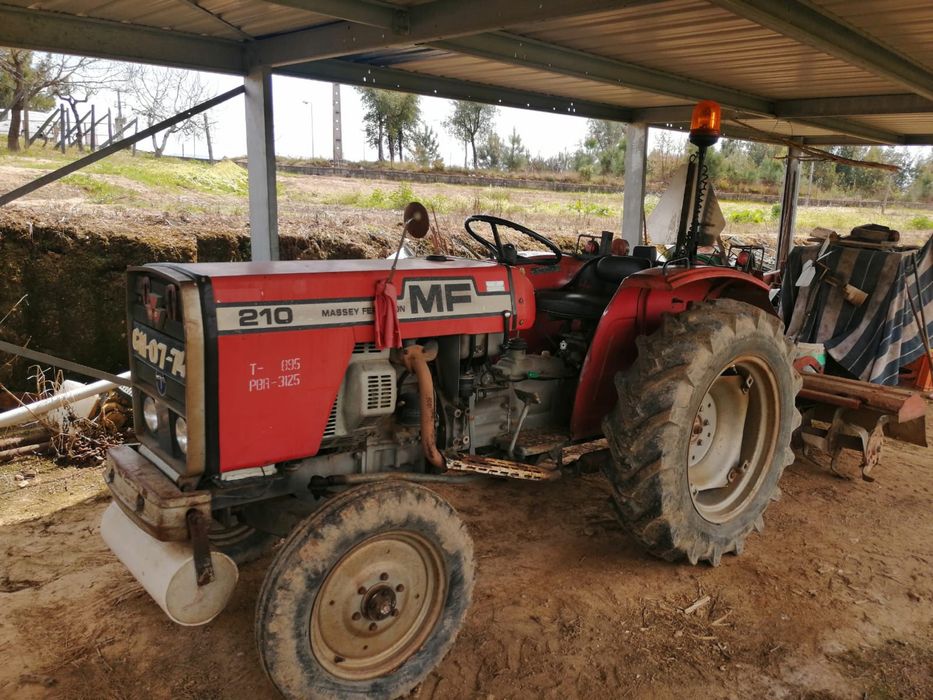 Trator Massey Fergunson 210 com Alfaias Tábua • OLX Portugal