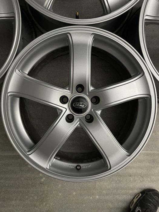 Диски R18 5x108 Et45 8J. Ford Fusion Kuga Edge Volvo V40 V60 V80 XC60 ...