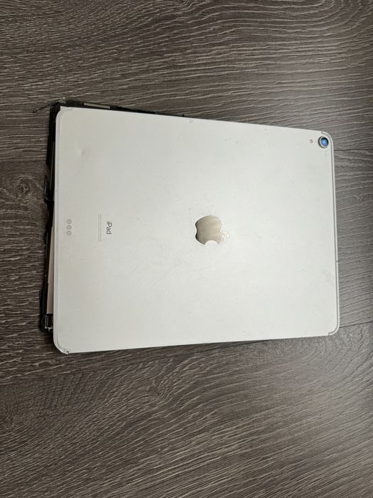 Ipad pro 12.9 a2014: 2 500 грн. - Планшетні комп'ютери Харків на Olx