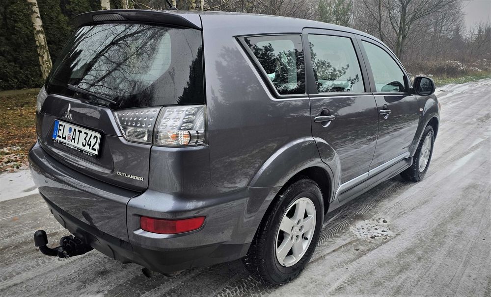 Mitsubishi Outlander II Lift 2.0 Benzyna MIVEC 2WD Zgierz • OLX.pl