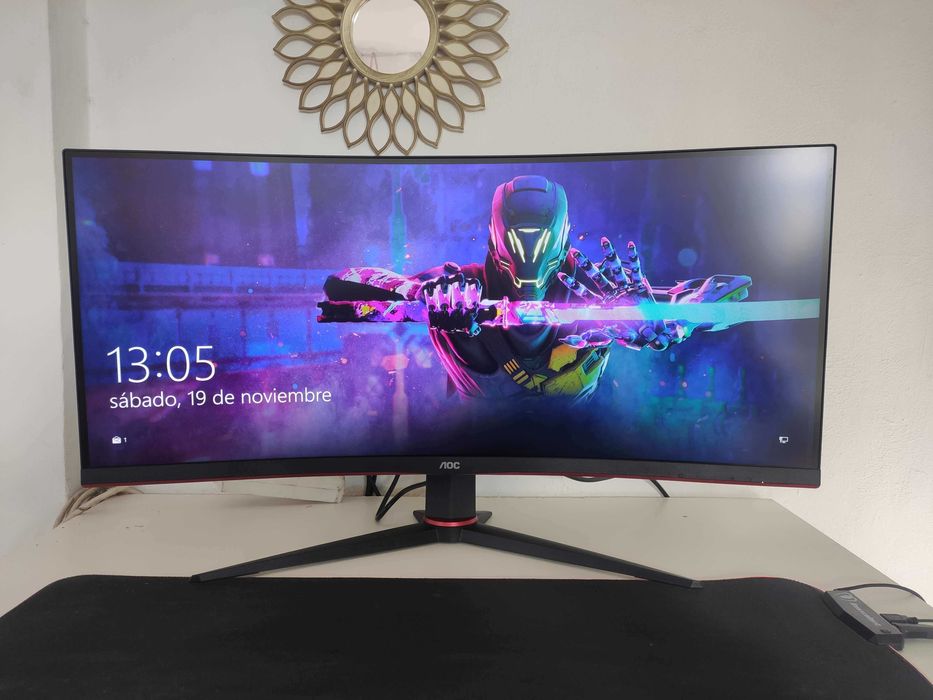 Monitor AOC 240 HZ 0,5MS 31,5 Polegadas CURVO Bonfim • OLX.pt