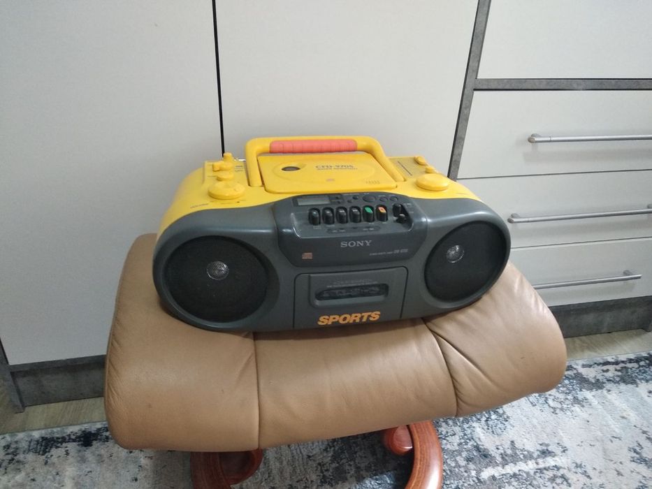 Sony CDF-970S • Рідкісний Sport Series (Японія): 2 400 грн. - Магнітоли ...