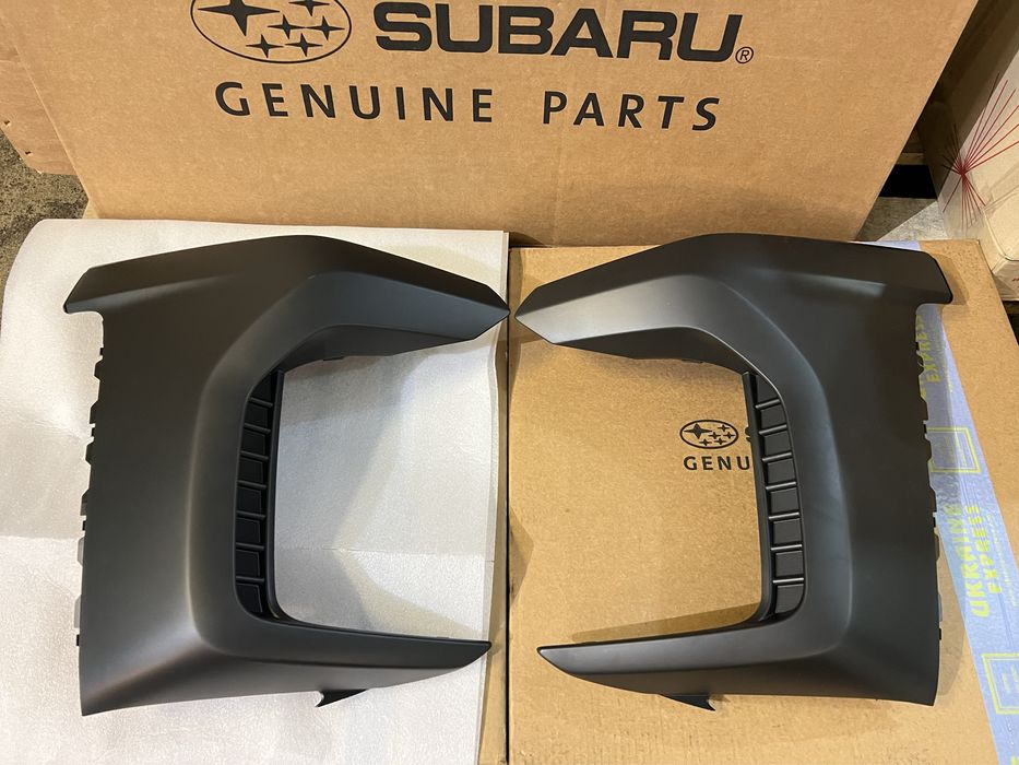 Накладка бампера права ліва Subaru Outback 2023 bt b16 57731AN63A: 90 ...