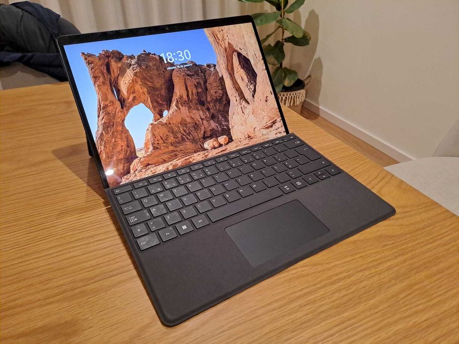 Surface Pro 8 I5/8/128 PLATINUM Paços de Ferreira • OLX.pt