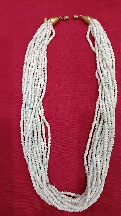 Colar vintage em concha em optimo estado Benfica • OLX.pt