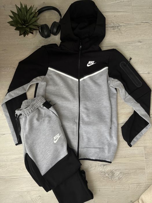 Dres Nike Tech Fleece Warszawa Białołęka • OLX.pl