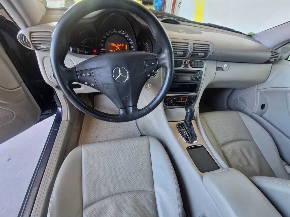 Mercedes C230 Sportcoupe Kompressor Gpl 197cv Cx Auto Ferreiros E ...