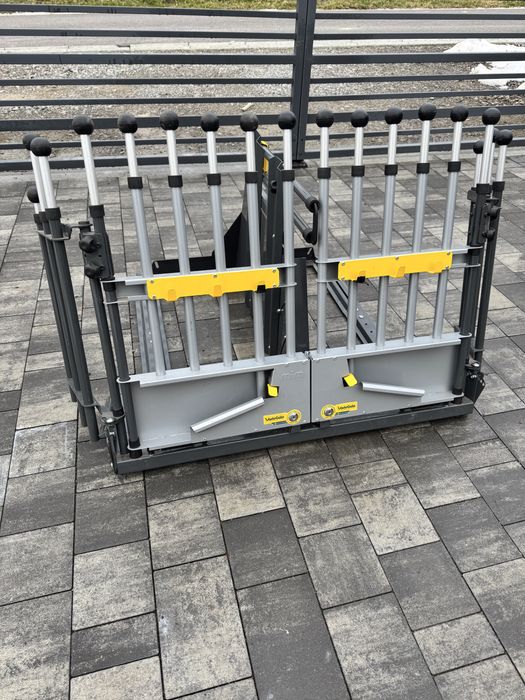 VarioGate, VariCage, Mimsafe, klatka do samochodu dla psa, brama ...