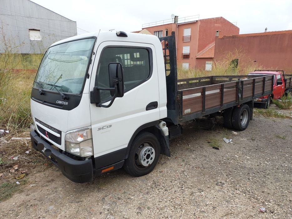 Mitsubishi Fuso 3.0did C13, 2009, ligeira, pronta a trabalhar Casal de Cambra • OLX Portugal