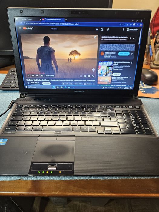 Toshiba tecra R850. i7 vpro .8gb RAM DDR3 Ssd 500gb kingston. Venteira ...