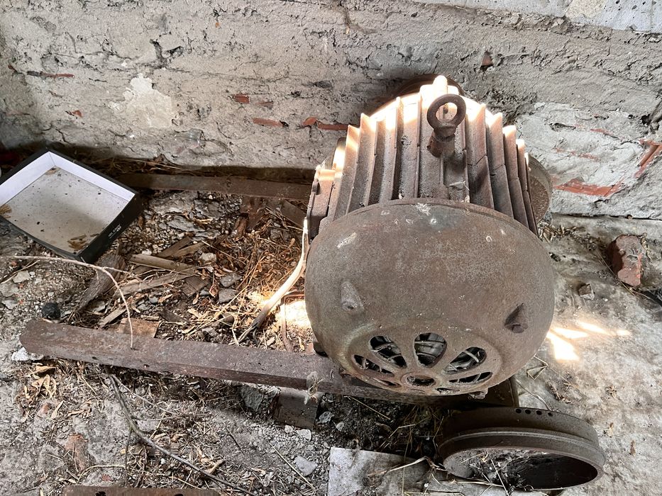 Silnik elektryczny pasowy 5,5 kw Otolice • OLX.pl