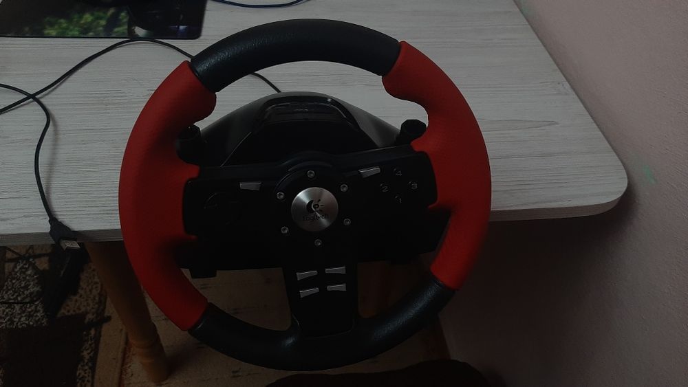 Ігровий Руль Logitech Formula Force EX: 1 400 грн. - Ігрові ...