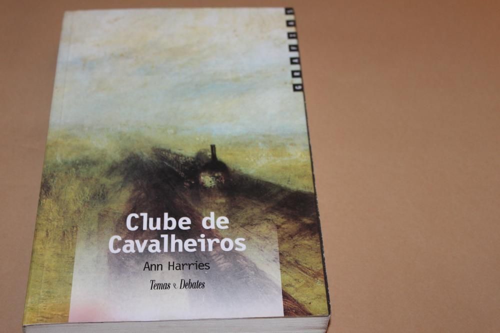 Clube de Cavalheiros de Ann Harries Carcavelos E Parede • OLX.pt