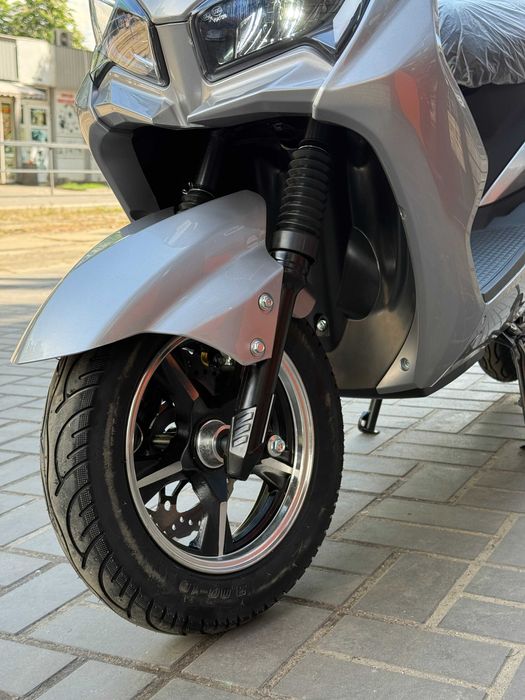 Електроскутер Sinski XSJ2000DQT lifePO4 72V20A: 46 500 грн ...