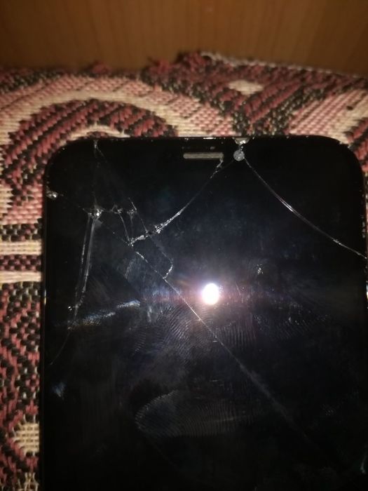 IPhone xs 6/128гб: 2 000 грн. - Смартфони / мобільні телефони ...