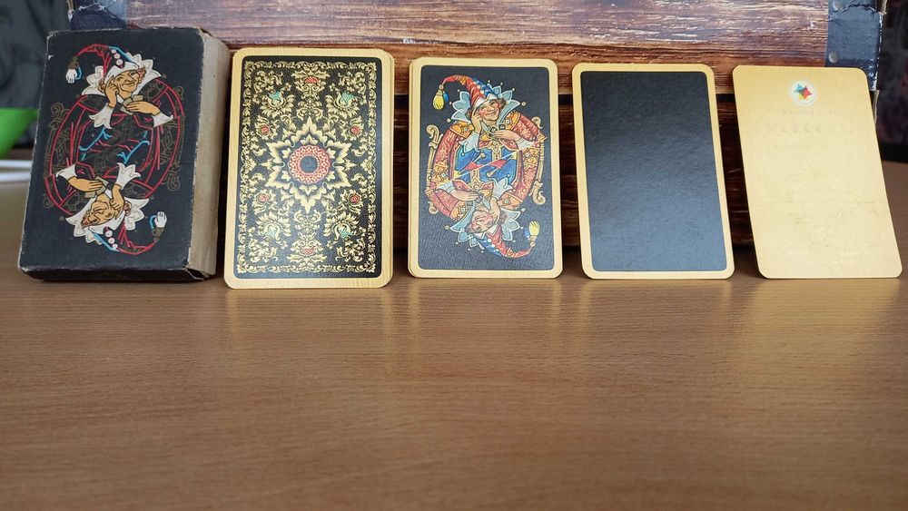 Старовинні гральні карти для покера 56 карт, Ювілейні 150 років заводу ...