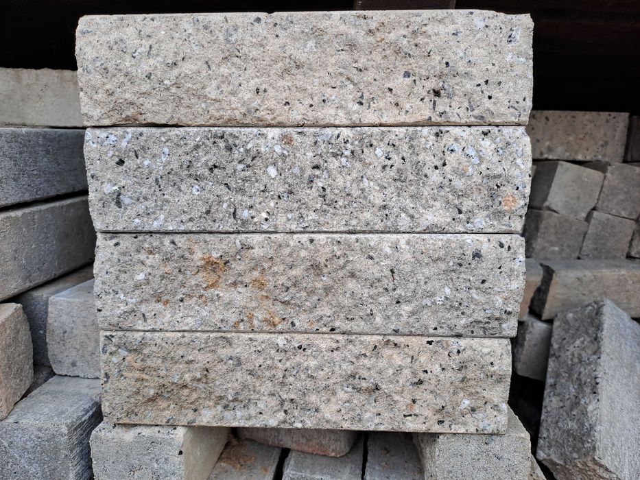 Cegla Cegła Łupana Betonowa Mur Cegiełka Karczemki • OLX.pl