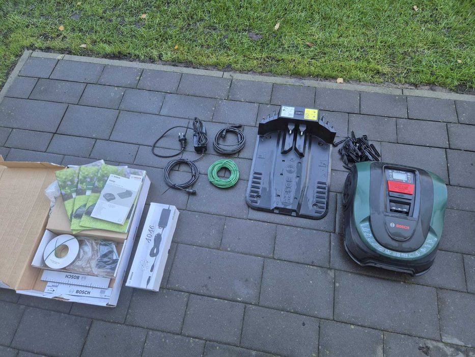 Robot koszący BOSH S+ 500 (ogród do około 500m2) Niepołomice • OLX.pl