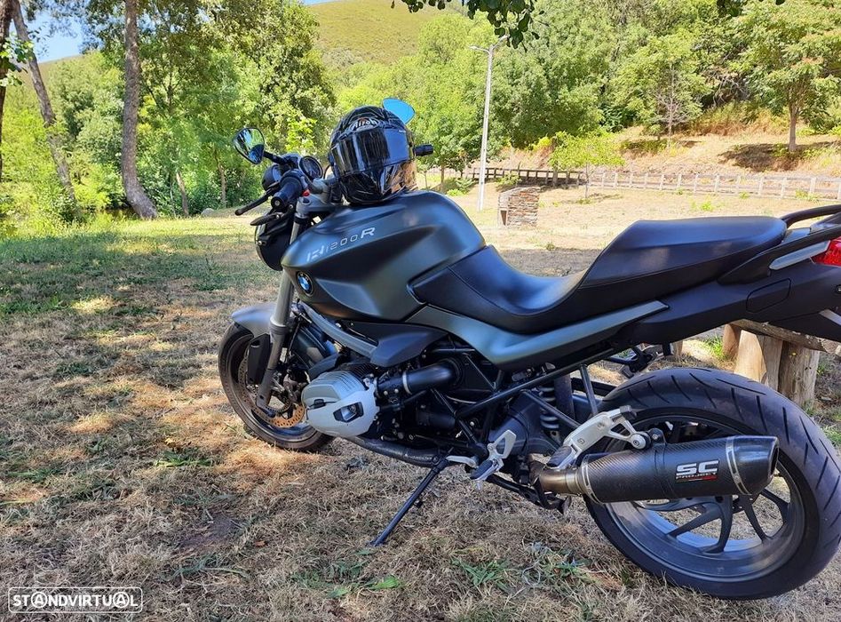 Mota BMW R1200R de 2013 Sé, Santa Maria E Meixedo • OLX.pt