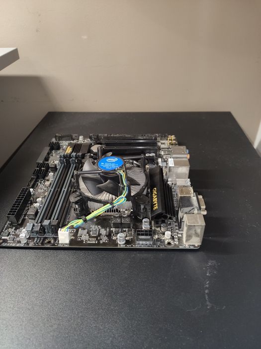 Procesor Intel i5-7500 3.40GHz 6MB, wiatrak i płyta główna w zestawie ...