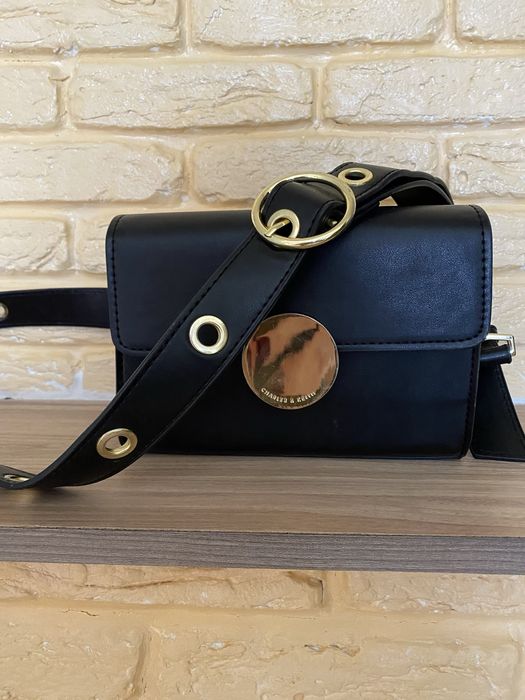 Сумка сумочка Charles & keith: 180 грн. - Сумки через плече Лубни на Olx