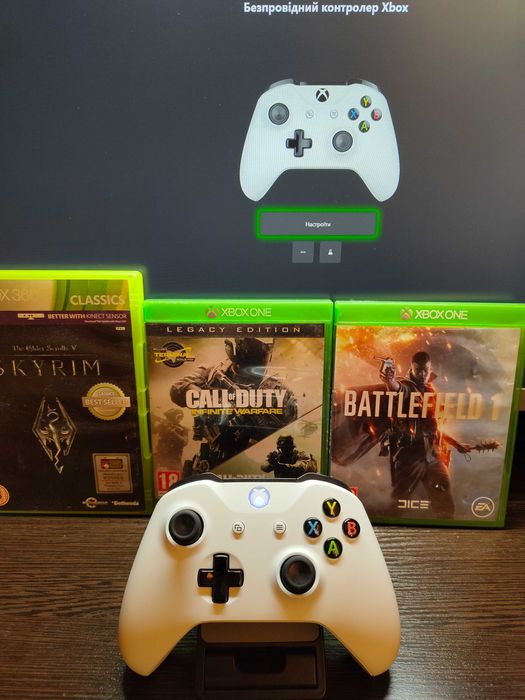 Xbox One Model 1708 White: 1 245 грн. - Приставки Київ на Olx