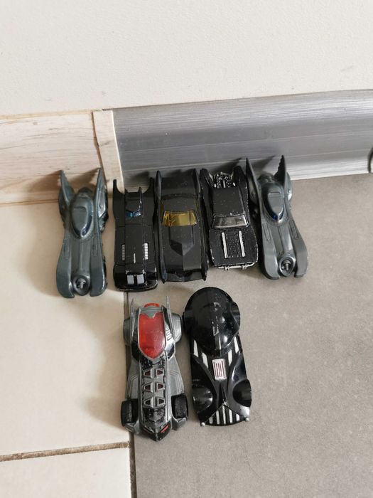 Batmobile hot wheels batmobil 1989. Koluszki • OLX.pl