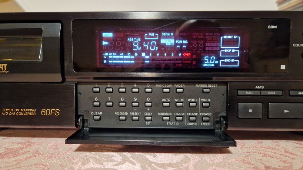 Sony dtc-60 ES DAT Kłodzko • OLX.pl