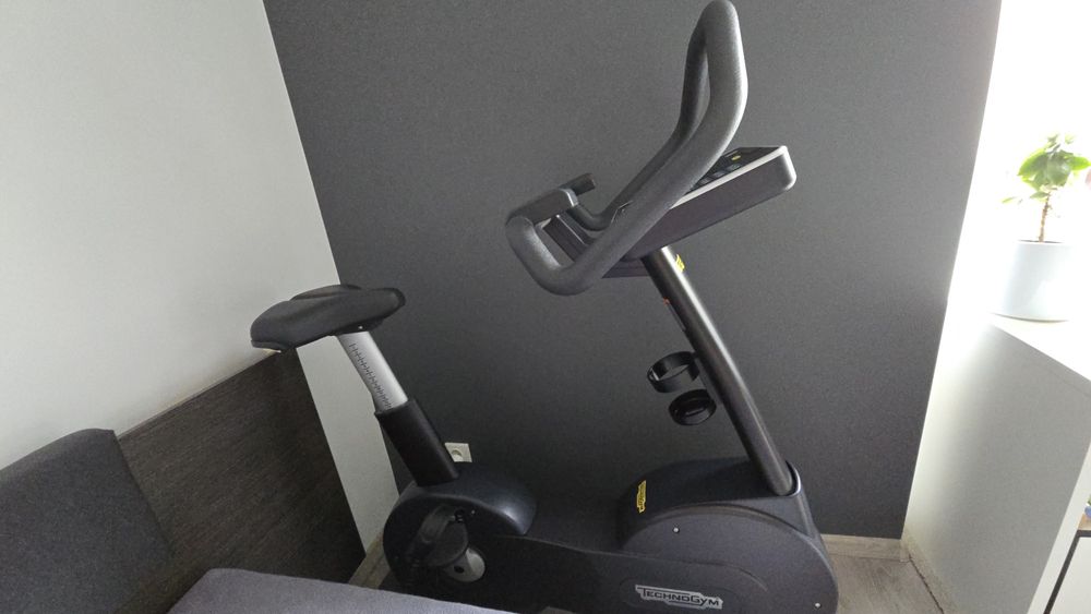 Technogym Bike Forma - rower stacjonarny. Kościelna Wieś • OLX.pl