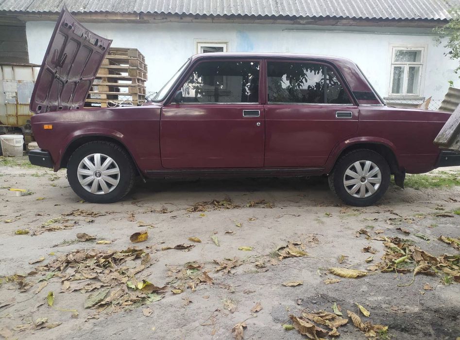 ВАЗ 2107 2004 року: 1 300 $ - ВАЗ Дубно на Olx
