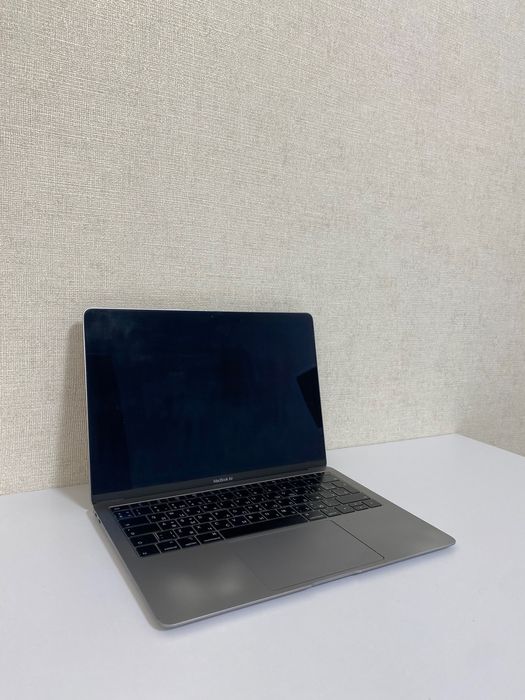 MacBook Air 13" 2019 8/128 Intel: 7 600 грн. - Ноутбуки Обухів на Olx