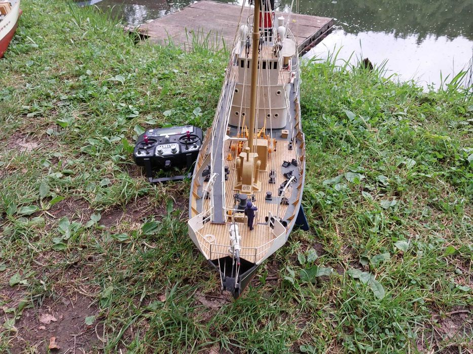 Graupner RAU IX Statek do łowienia wielorybów pływający model RC Kraków ...