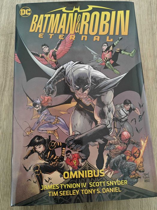 Batman & Robin Eternal Omnibus Marinha Grande • OLX Portugal