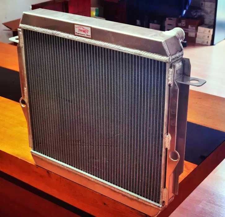 Radiador Toyota Land Cruiser BJ70, BJ71, BJ73, BJ74 ano1984 ate 1989 ...