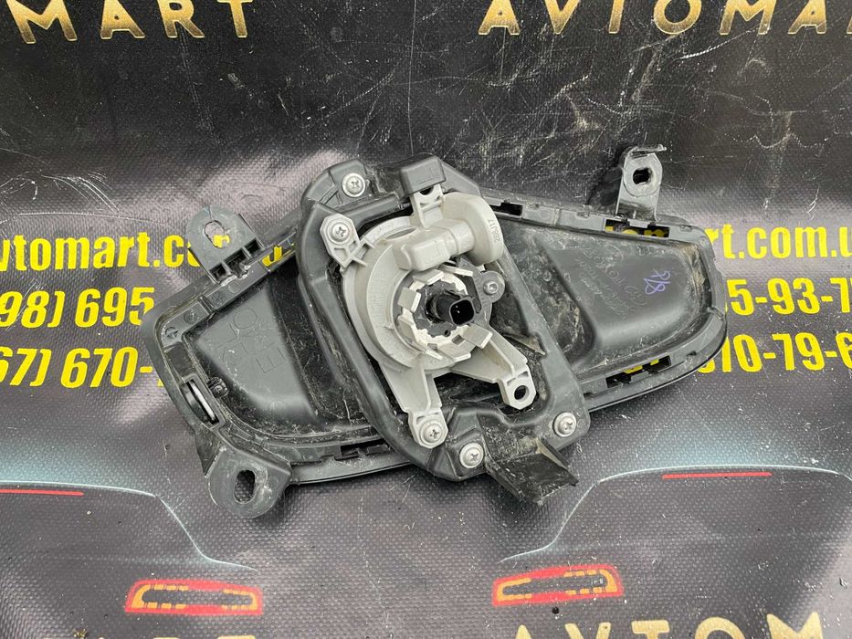 Решітка бампера ліва Toyota Rav 4 протитуманка Led Rav 4 52128-2290: ...