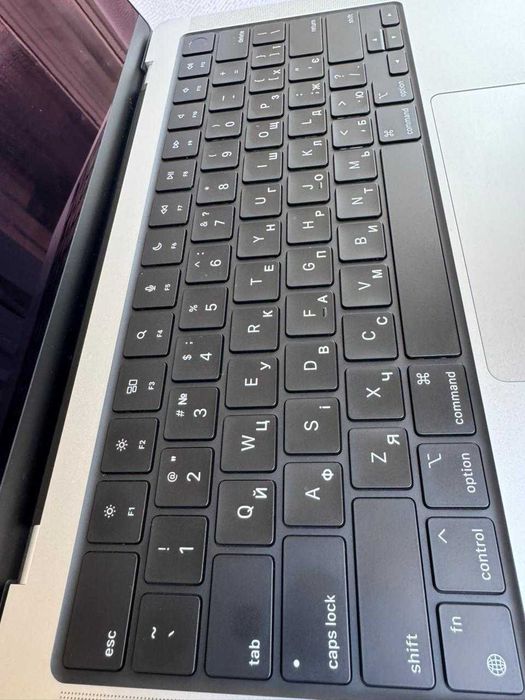 MacBook Pro 14" M4 (2024) 16/512GB Silver | Стан нового + Чохол: 47 999 ...