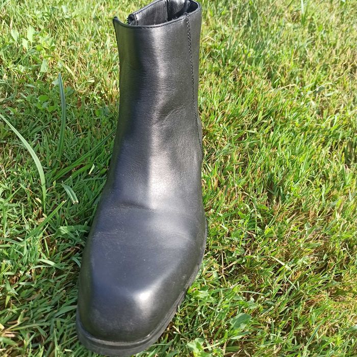 Cтильні ботинки сапоги шкіряні reserved: 1 199 грн. - Челсі Київ на Olx