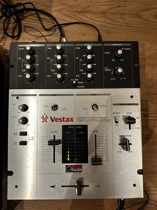 Vestax pmc pro 05 III Queluz E Belas • OLX Portugal