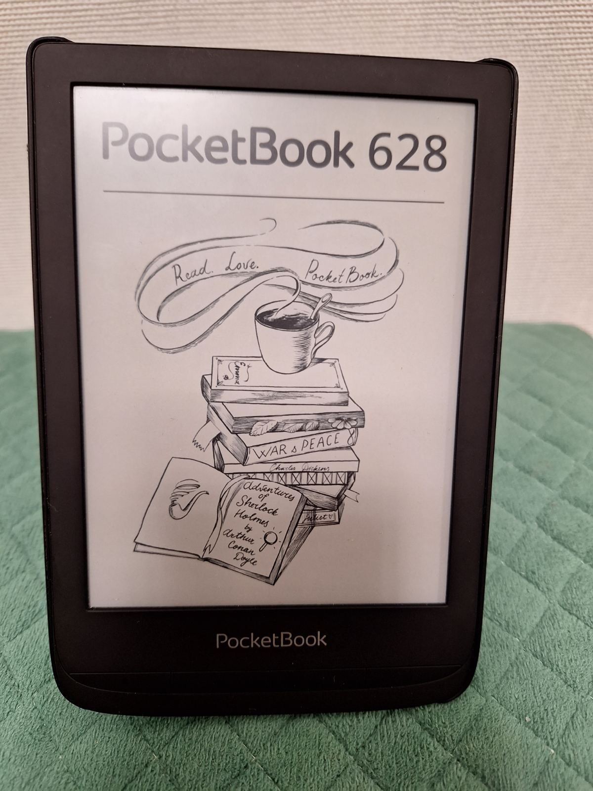 Електронна книга,практично нова,один раз лише заряджалася: 4 999 грн ...