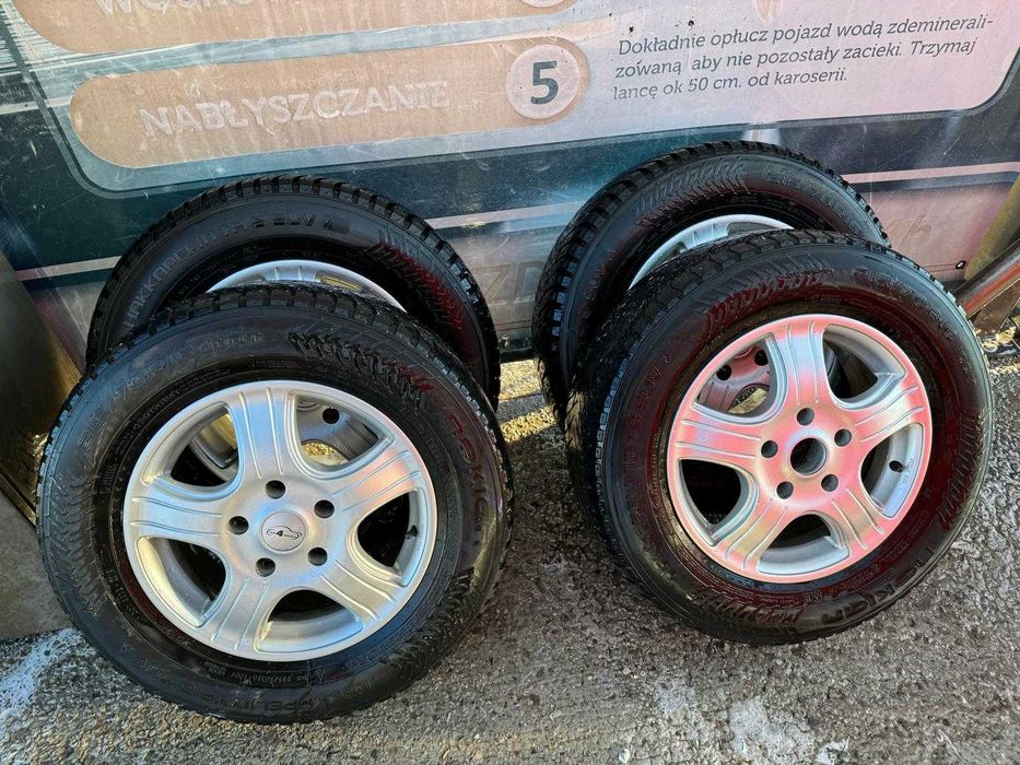 5x127 71.6 Dodge Journey Fiat Freemont opony zimowe 215/70/16 z 2018r. Zwoleń • OLX.pl