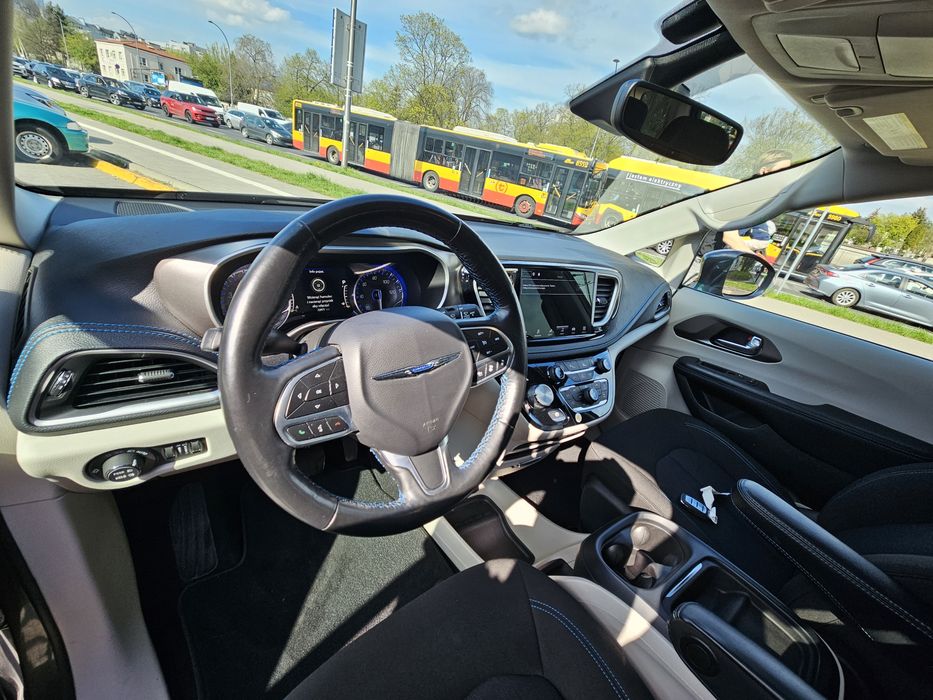 Wynajem samochodu Chrysler Pacifica bus minivan Warszawa Żoliborz • OLX.pl