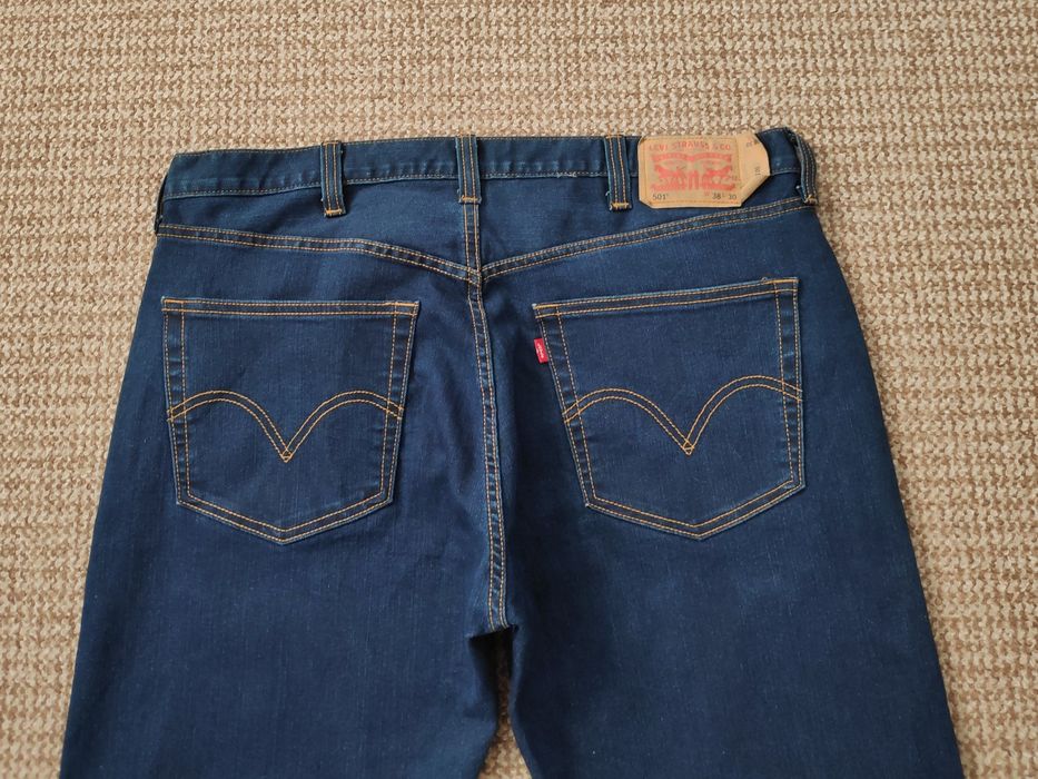 Levi's 501 джинси оригінал W38 L30 сині: 1 200 грн. - Прямі джинси Чорнухи на Olx