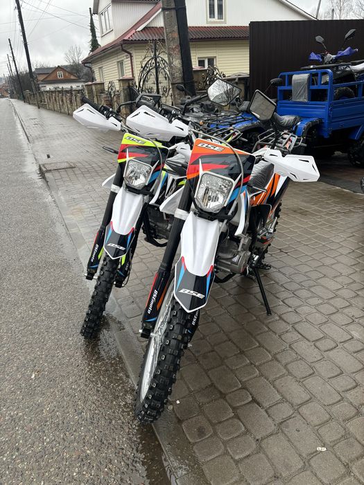 Мотоцикл BCE J3 300куб: 1 950 $ - Мотоцикли Делятин на Olx