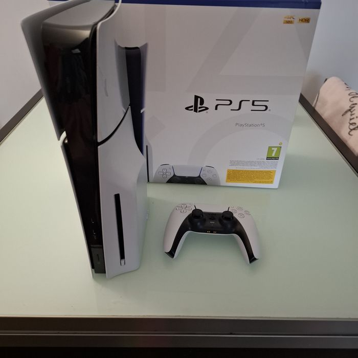 Ps5 slim z napędem 1TB Jak nowa Łódź Polesie • OLX.pl